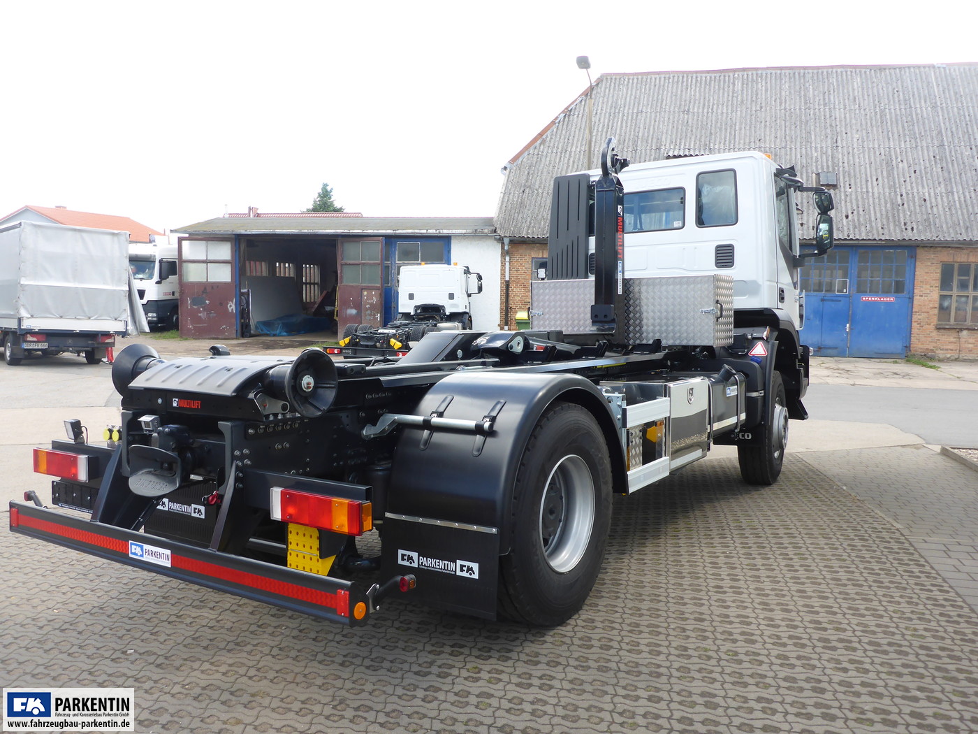 LKW-Abrollkipper - Fahrzeugbau Parkentin (zw. Rostock und Bad Doberan ...